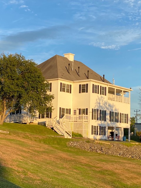 Outdoor Dining at The Lucerne Inn, Dedham Maine ~ 50 Plusses